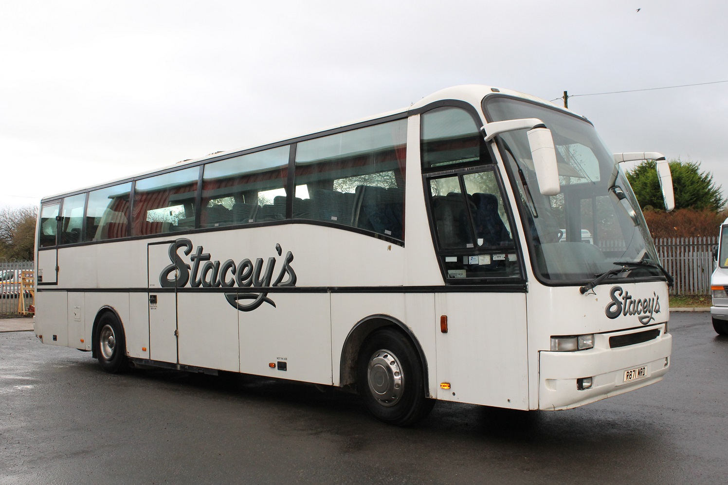 97 VOLVO B10M BERKHOF AXIAL 51 SEATS - Hills Coaches
