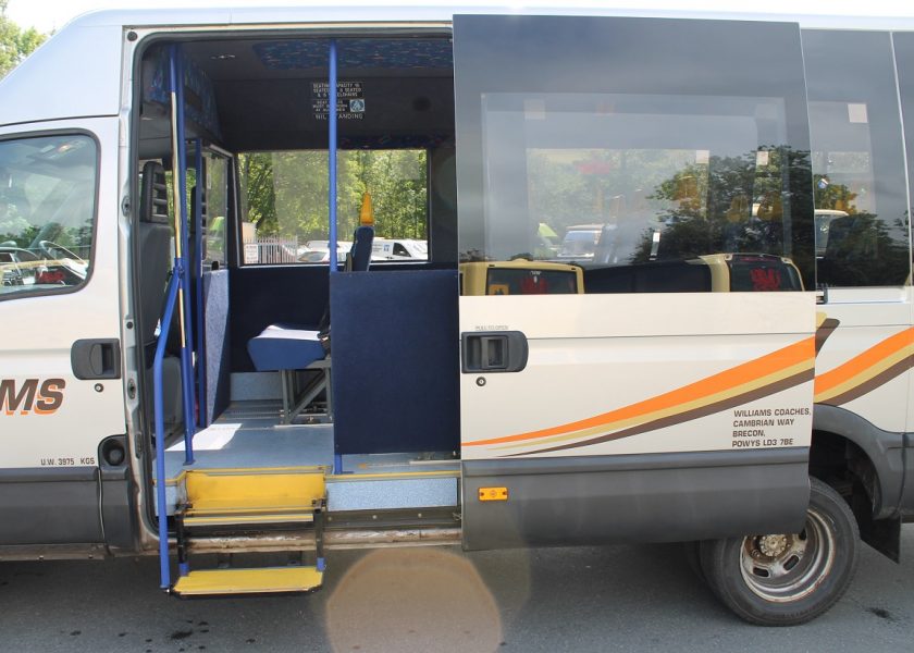 2007 IVECO DAILY 15 SEATS + WHEELCHAIR LIFT - Hills Coaches
