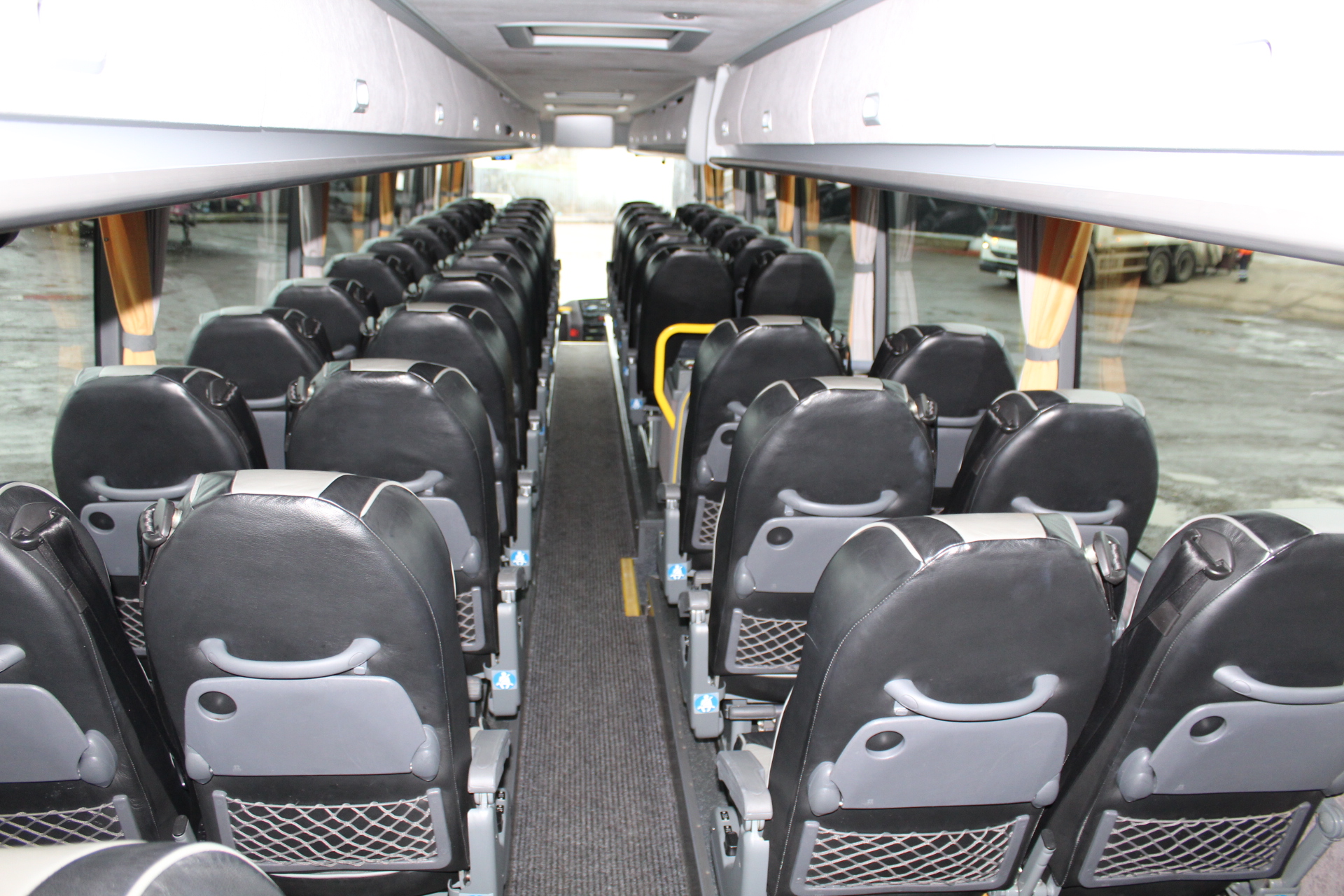 08 VAN HOOL ASTRON T916 53 SEATS - Hills Coaches