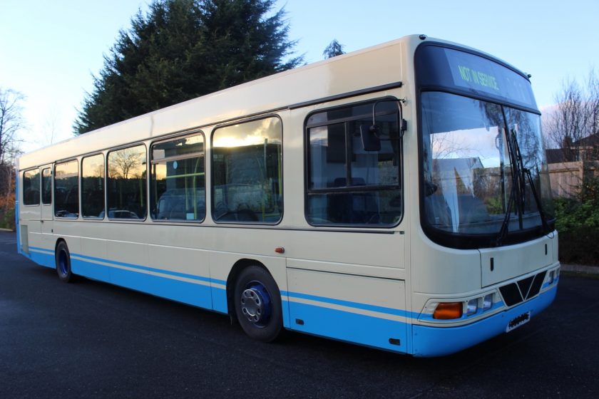 03 D.A.F SB 200 LF WRIGHT COMMANDER - Hills Coaches