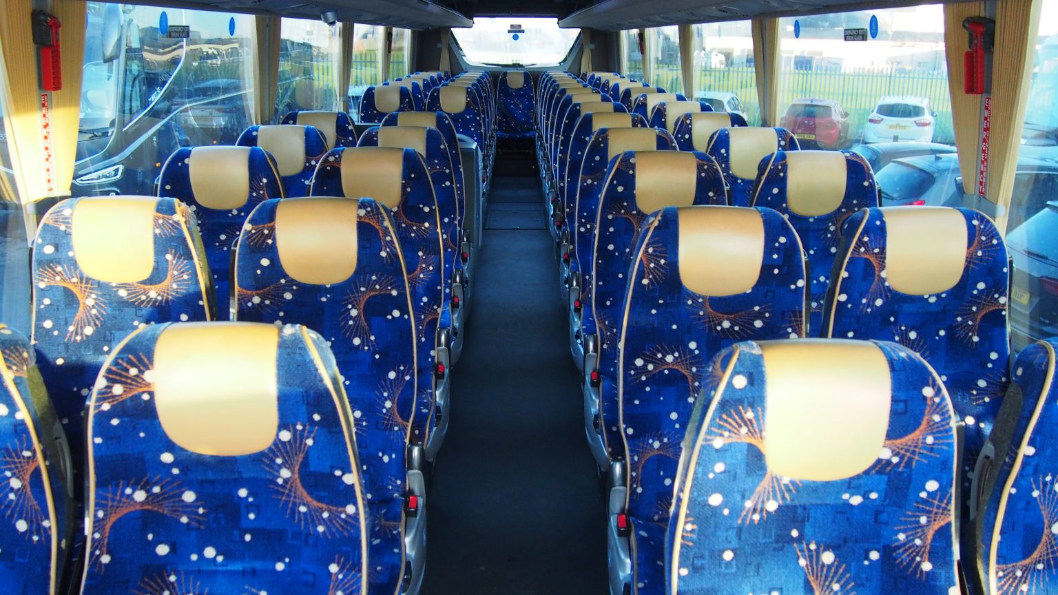 2013 VOLVO B9R PLAXTON PANTHER 2 - Hills Coaches