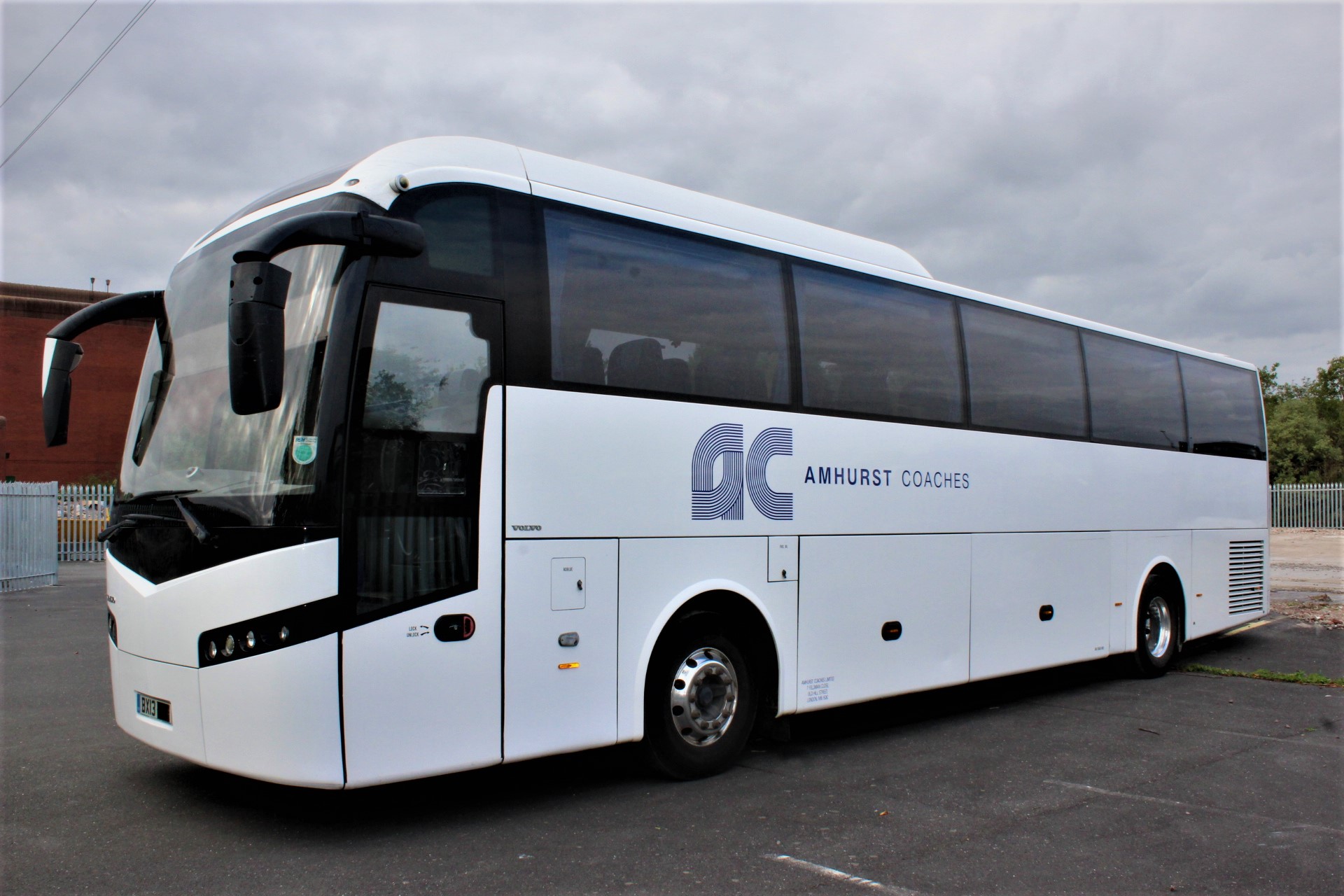 2013 VOLVO B9R JONCKHEERE JHV 53 SEATS - Hills Coaches