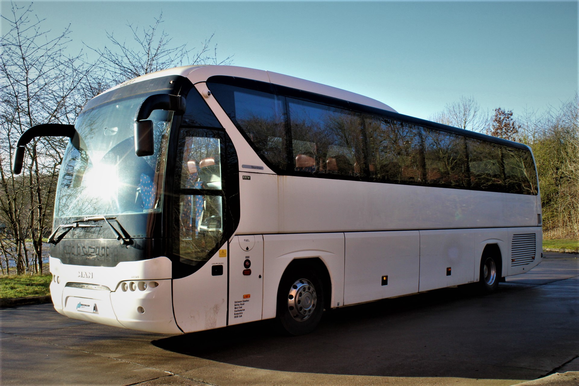 2010 NEOPLAN TOURLINER EEV 49 SEATS - Hills Coaches