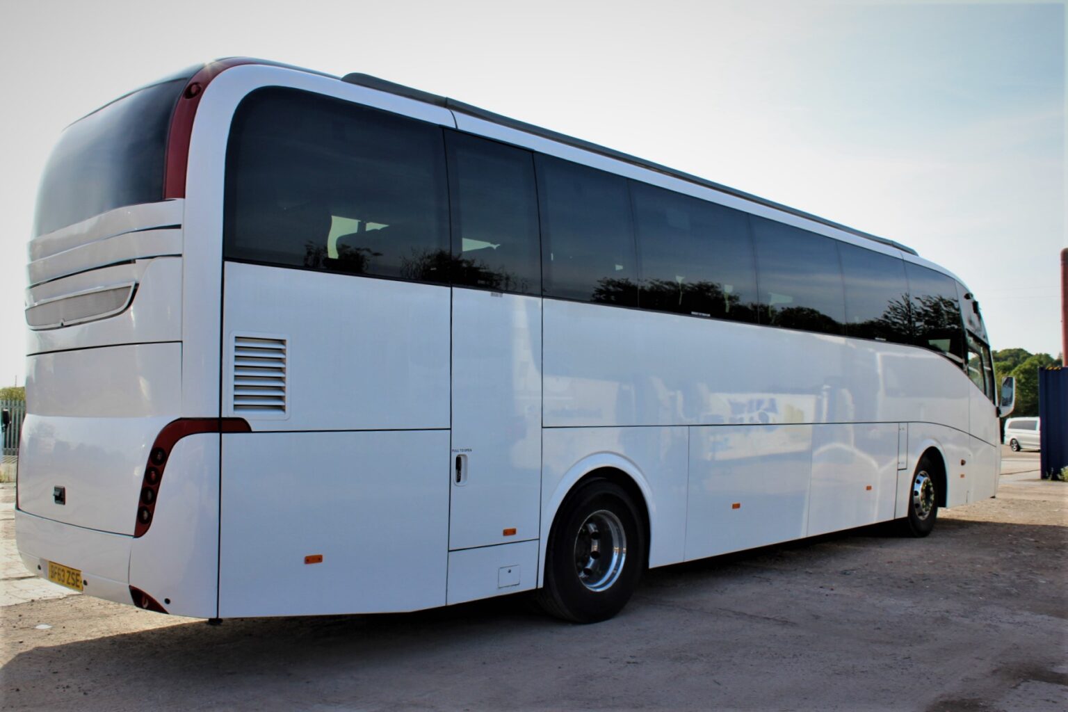 2013 VOLVO B9R CAETANO LEVANTE 48 SEAT PSVAR - Hills Coaches