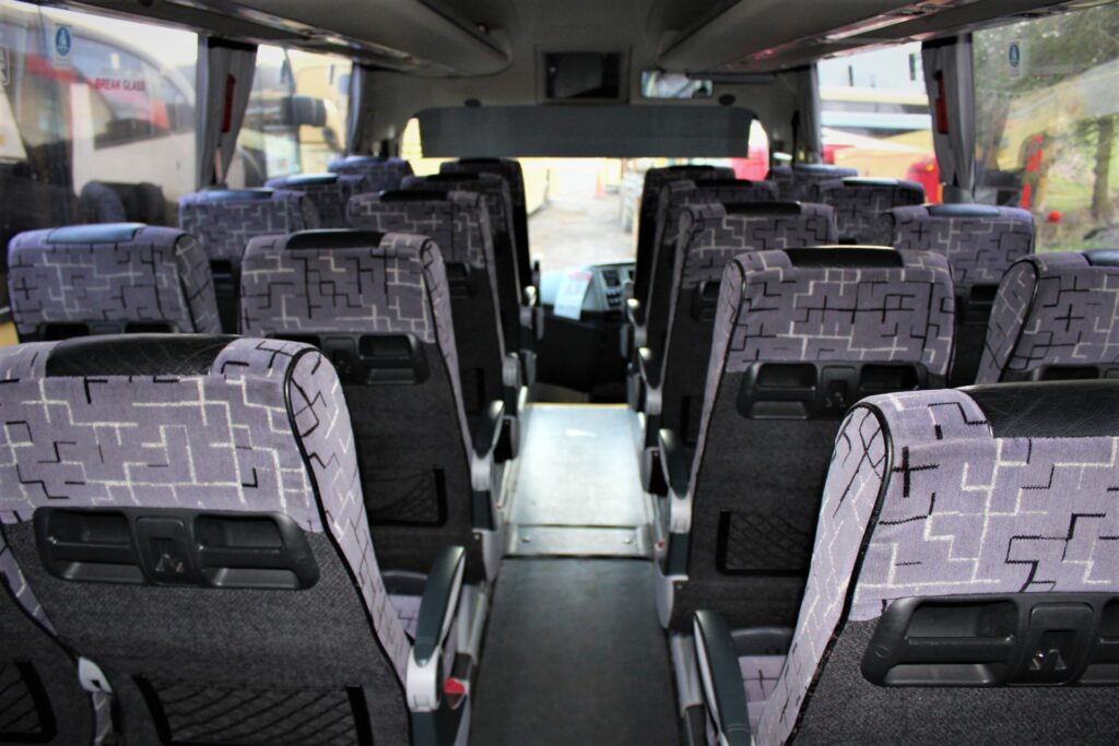 2009 VOLVO B7R SUNSUNDEGUI SIDERAL 41 SEAT EXEC - Hills Coaches