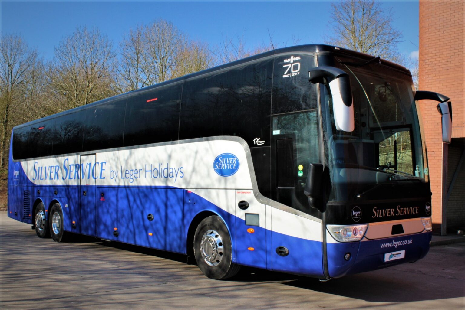 2017 VAN HOOL TX17 ACRON 48 SEAT EXEC EURO 6 - Hills Coaches