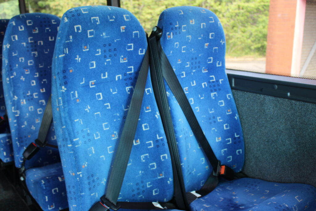 2001 DENNIS JAVELIN PLAXTON PRIMA 70 SEATS - Hills Coaches