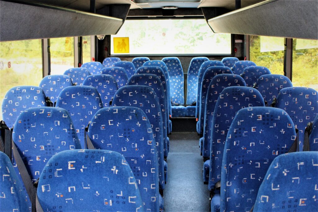 2001 DENNIS JAVELIN PLAXTON PRIMA 70 SEATS - Hills Coaches