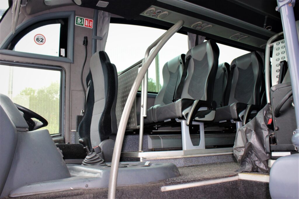 2014 MERCEDES UNVI TOURING 41 SEAT EURO 6 - Hills Coaches