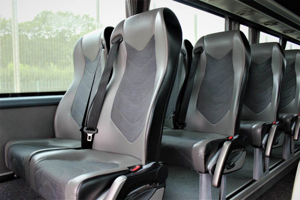 2014 MERCEDES UNVI TOURING 41 SEAT EURO 6 - Hills Coaches
