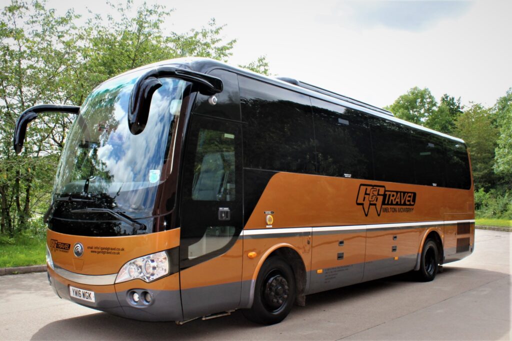 2016 YUTONG TC9 35 RECLINER EURO 6 - Hills Coaches