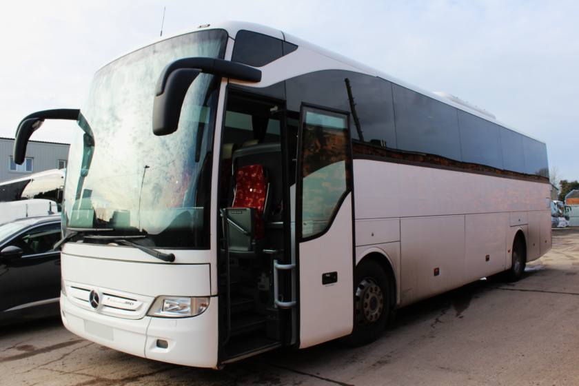 2017 MERCEDES-BENZ TOURISMO 48 SEAT EXEC EURO 6 - Hills Coaches