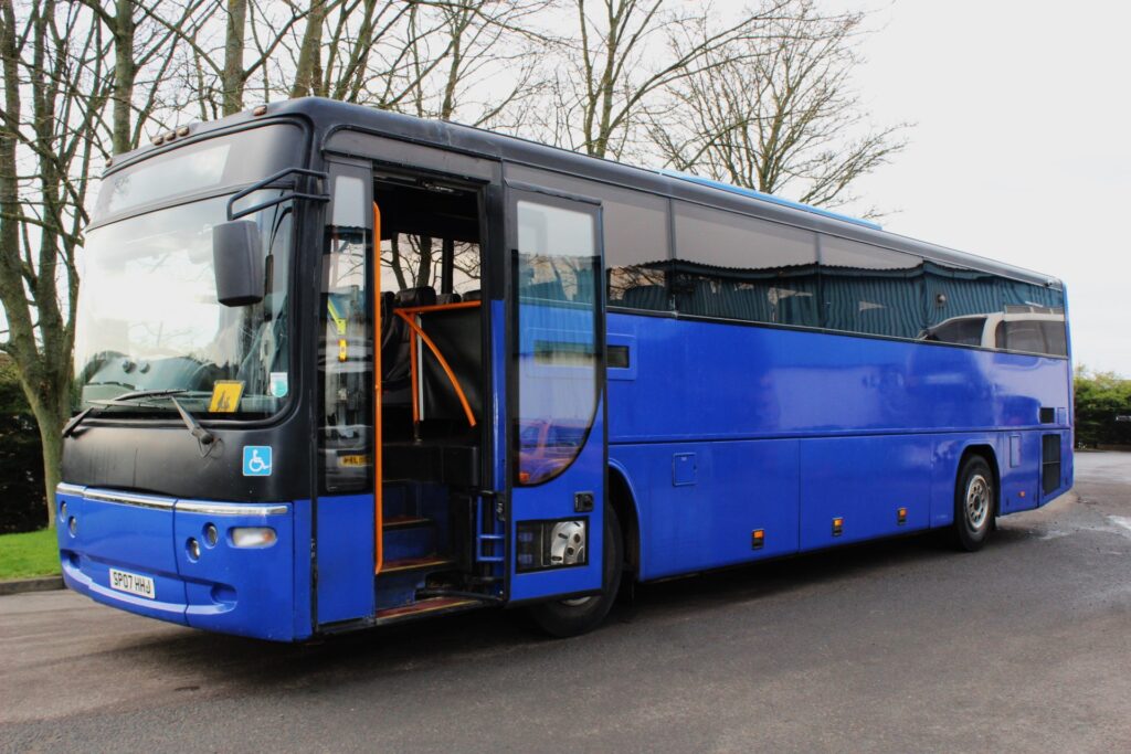 2007 VOLVO B7R PLAXTON PROFILE 49 SEAT PSVAR - Hills Coaches