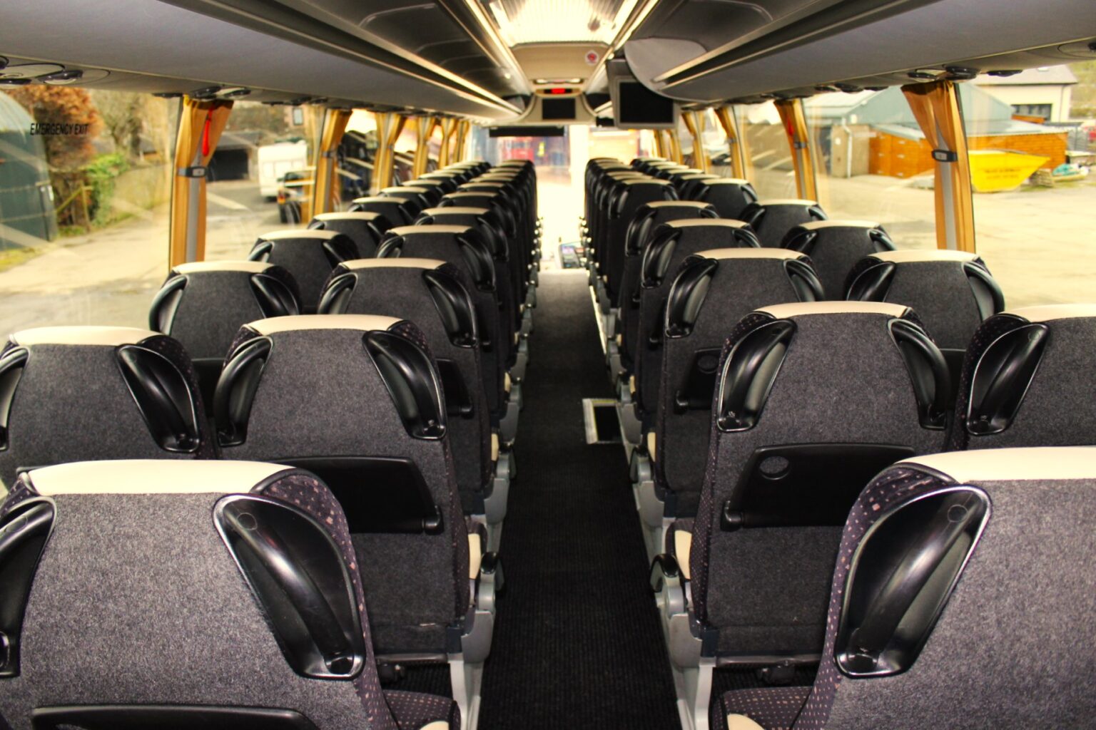 2016 BEULAS MYTHOS 59 SEAT EXEC EURO 6 - Hills Coaches