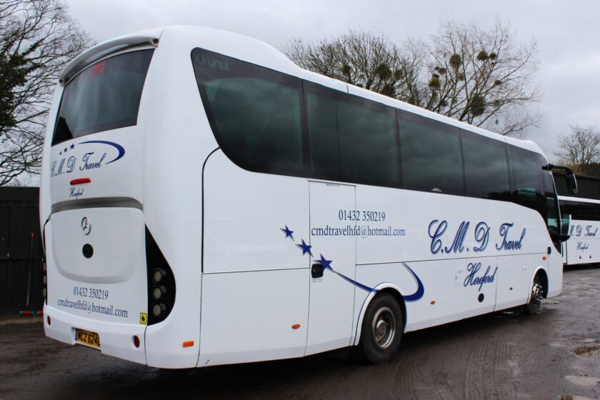 2015 MERCEDES ATEGO UNVI TOURING 41 SEAT EURO 6 - Hills Coaches