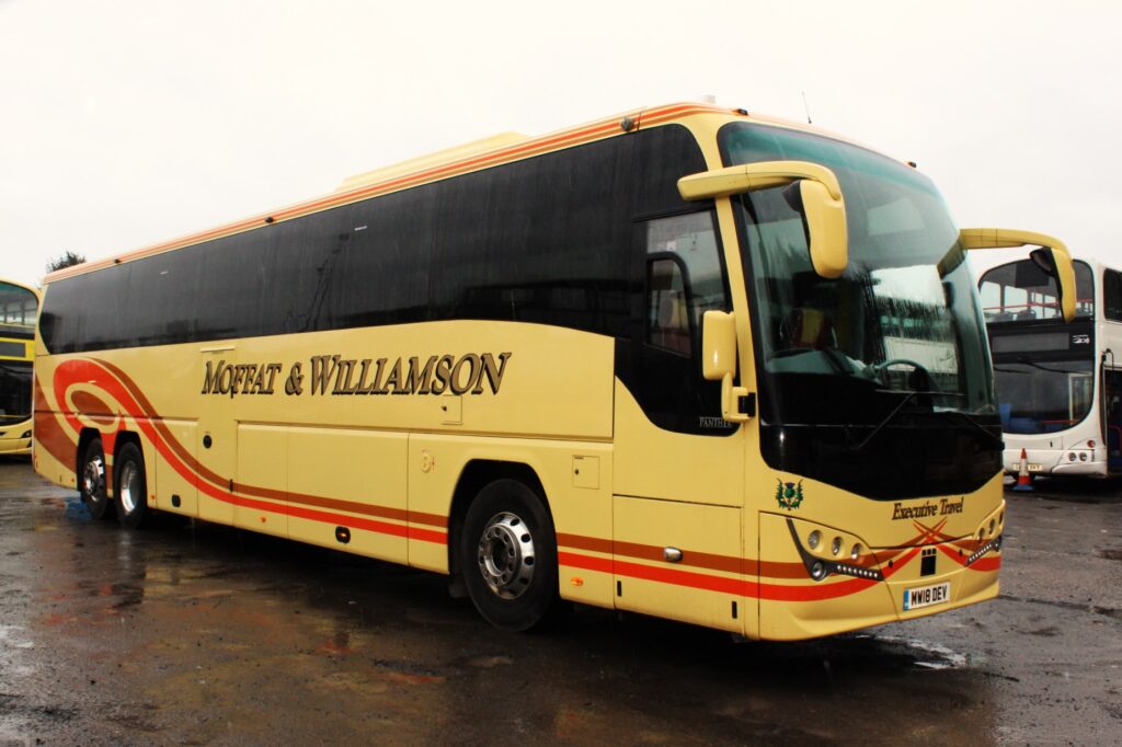 2018 VOLVO B11R PLAXTON PANTHER 61 SEAT EURO 6 - Hills Coaches