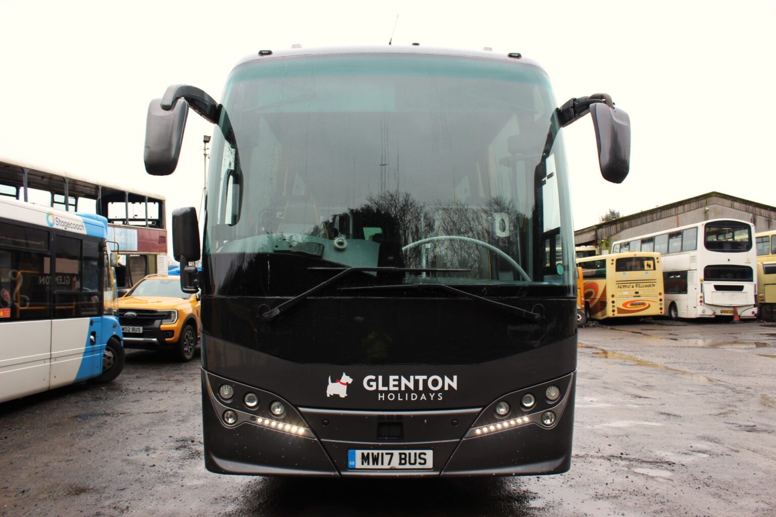 2017 VOLVO B11R PLAXTON PANTHER 46 SEAT EURO 6 - Hills Coaches