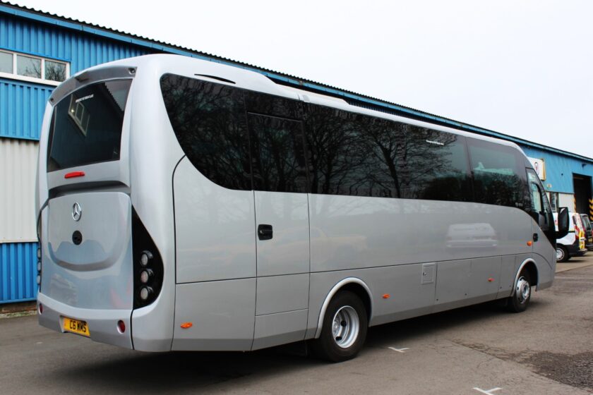 2015 MERCEDES ATEGO UNVI VOYAGER 33 SEAT EURO 6 - Hills Coaches