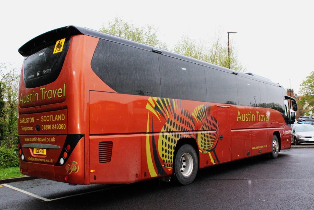 2015 VOLVO B11R PLAXTON PANTHER 53 SEAT EURO 5 - Hills Coaches