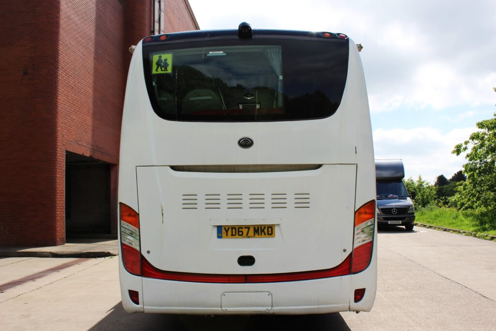 2018 YUTONG TC9 34 SEAT EURO 6 - Hills Coaches