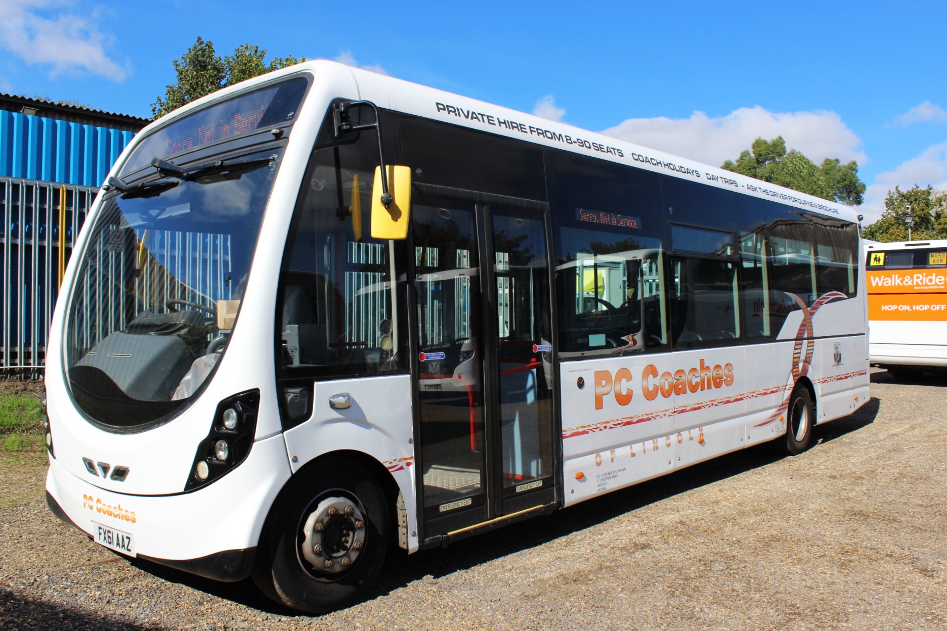 2011 WRIGHTBUS STREETLITE PSVAR 37 SEATS - Hills Coaches