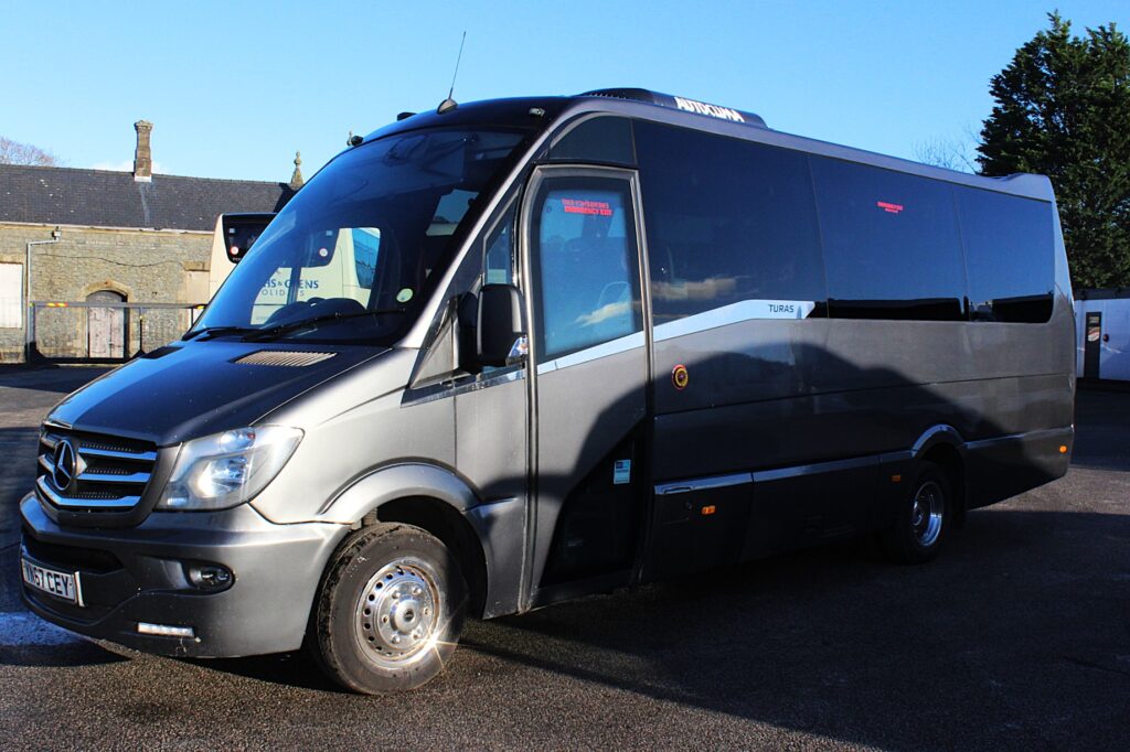 2017 MERCEDES SPRINTER 517 NOONE TURAS 500 16 SEAT EURO 6 - Hills Coaches