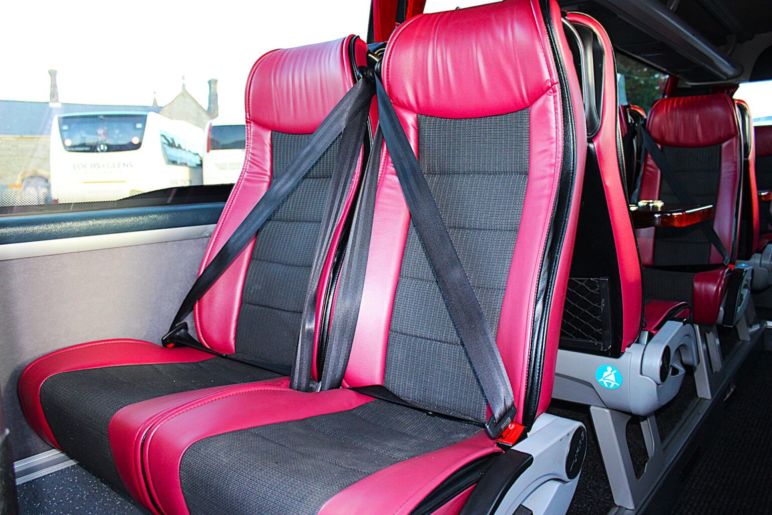 2017 MERCEDES SPRINTER 517 NOONE TURAS 500 16 SEAT EURO 6 - Hills Coaches