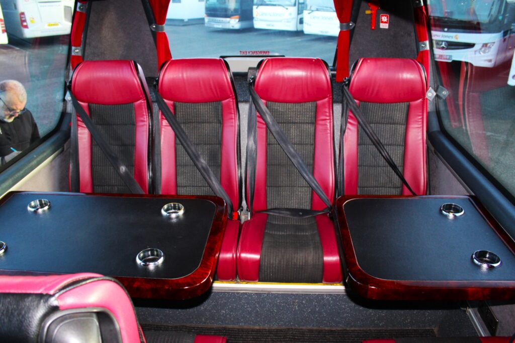 2017 MERCEDES SPRINTER 517 NOONE TURAS 500 16 SEAT EURO 6 - Hills Coaches