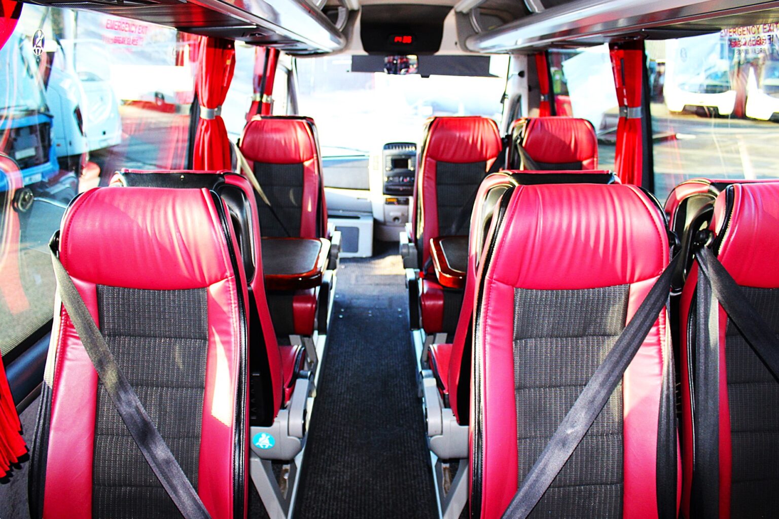 2017 MERCEDES SPRINTER 517 NOONE TURAS 500 16 SEAT EURO 6 - Hills Coaches