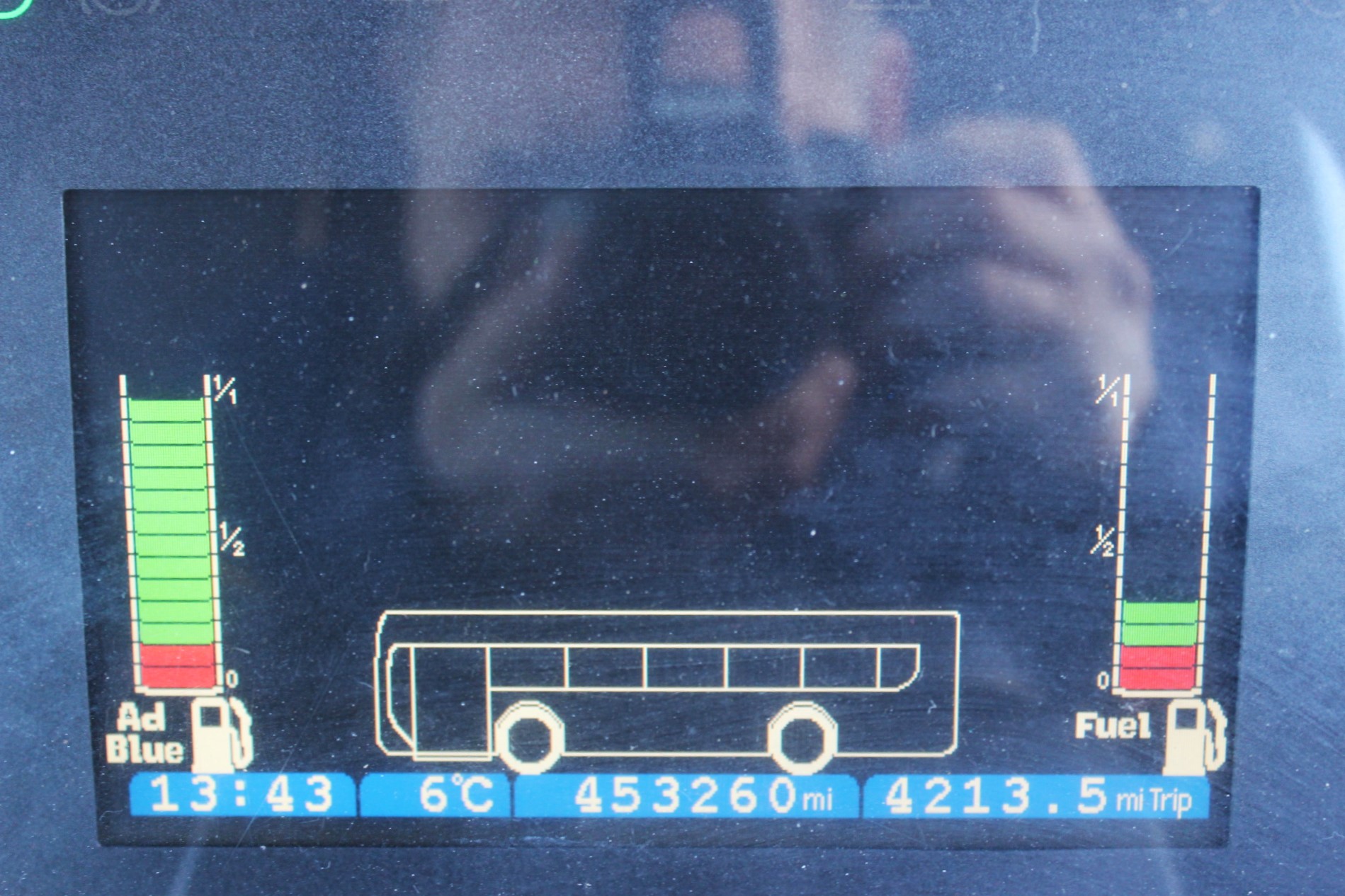 2014 ADL ENVIRO 200 29 SEATS PSVAR - Hills Coaches