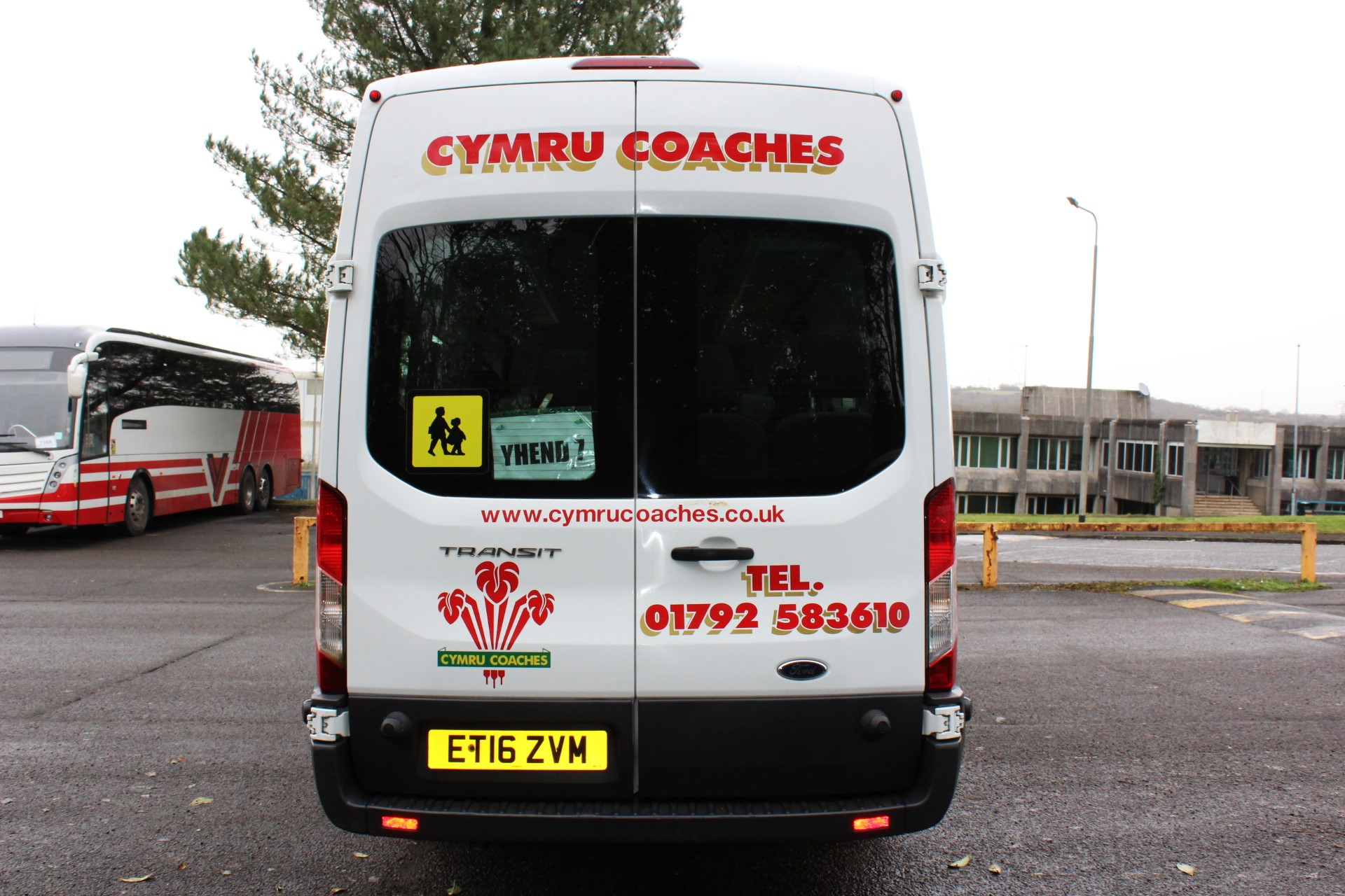 2016 FORD TRANSIT 16 SEATS EURO 6 - Hills Coaches