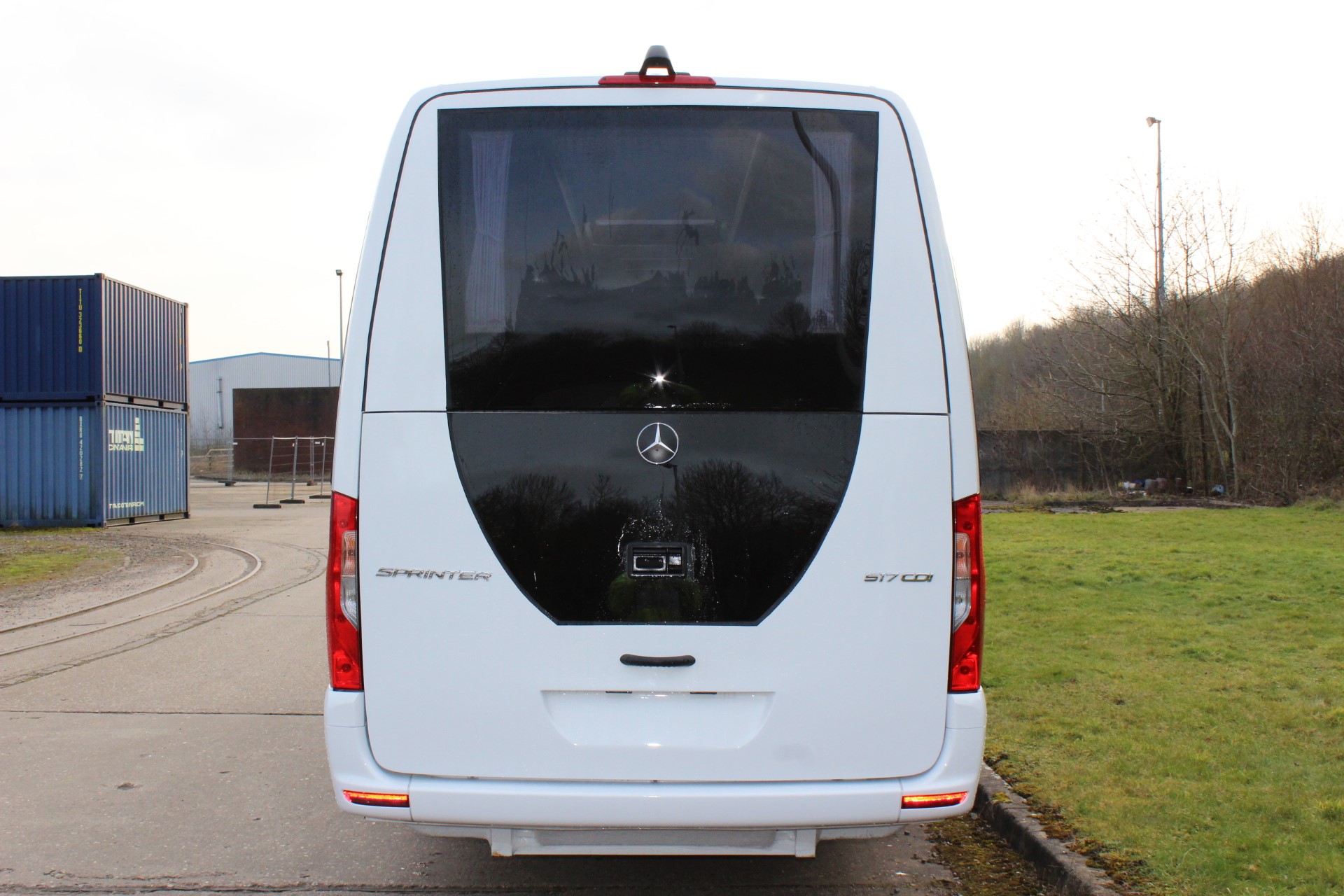 NEW MERCEDES-BENZ 517 CDI CENTOBUS EXECUTIVE TOURING EURO 6 - Hills Coaches