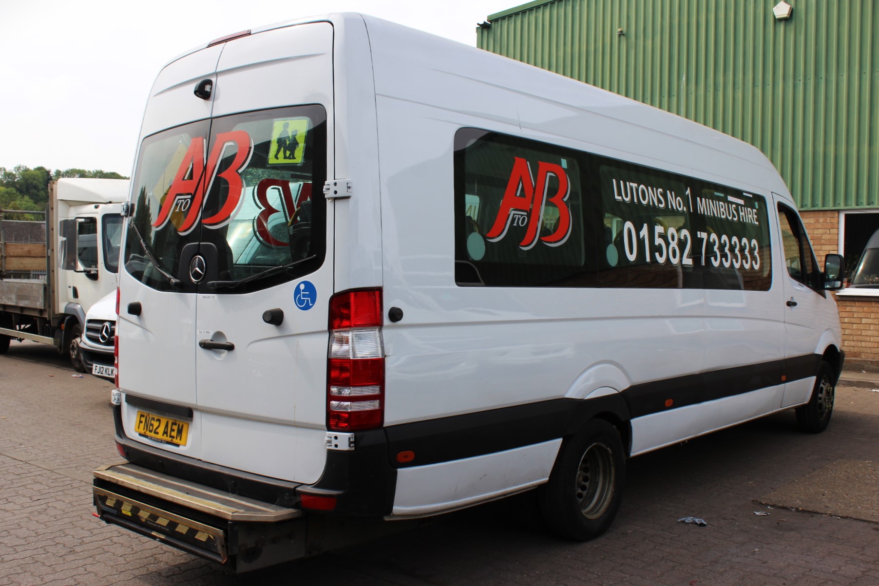 2012 MERCEDES-BENZ SPRINTER 513 CDi TREKA BUS CONVERSION 11 SEATS ...