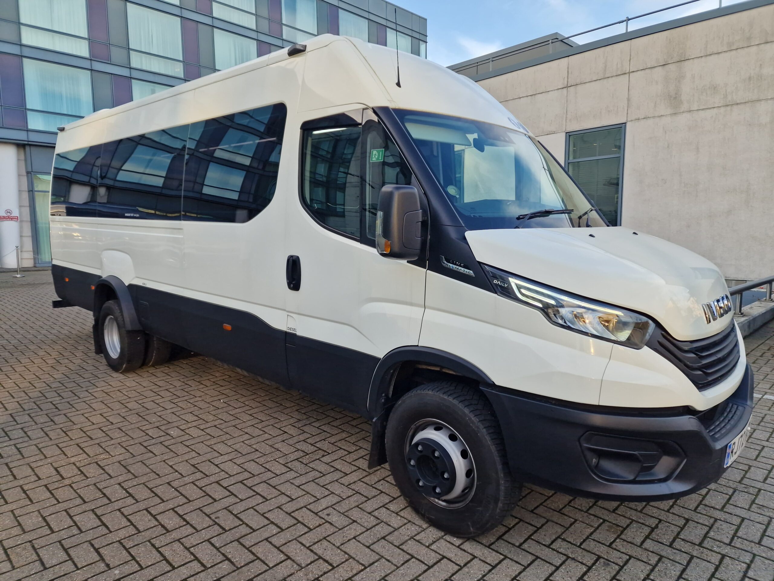 2022 IVECO A65C21 DAILY 22 SEAT EURO 6 - Hills Coaches