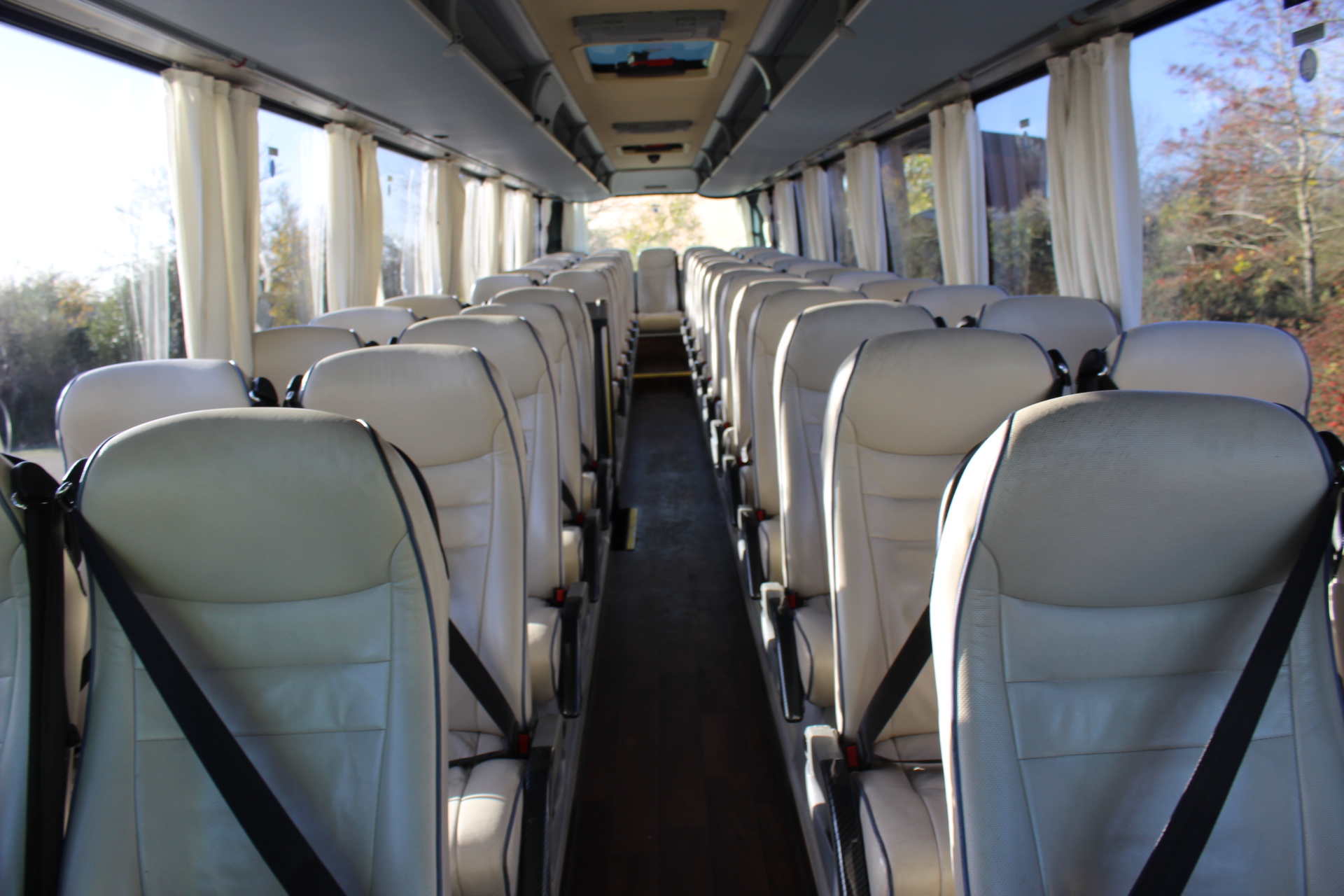 2013 NEOPLAN TOURLINER N2216/3SHDC 53 SEAT EXEC EURO 5 - Hills Coaches