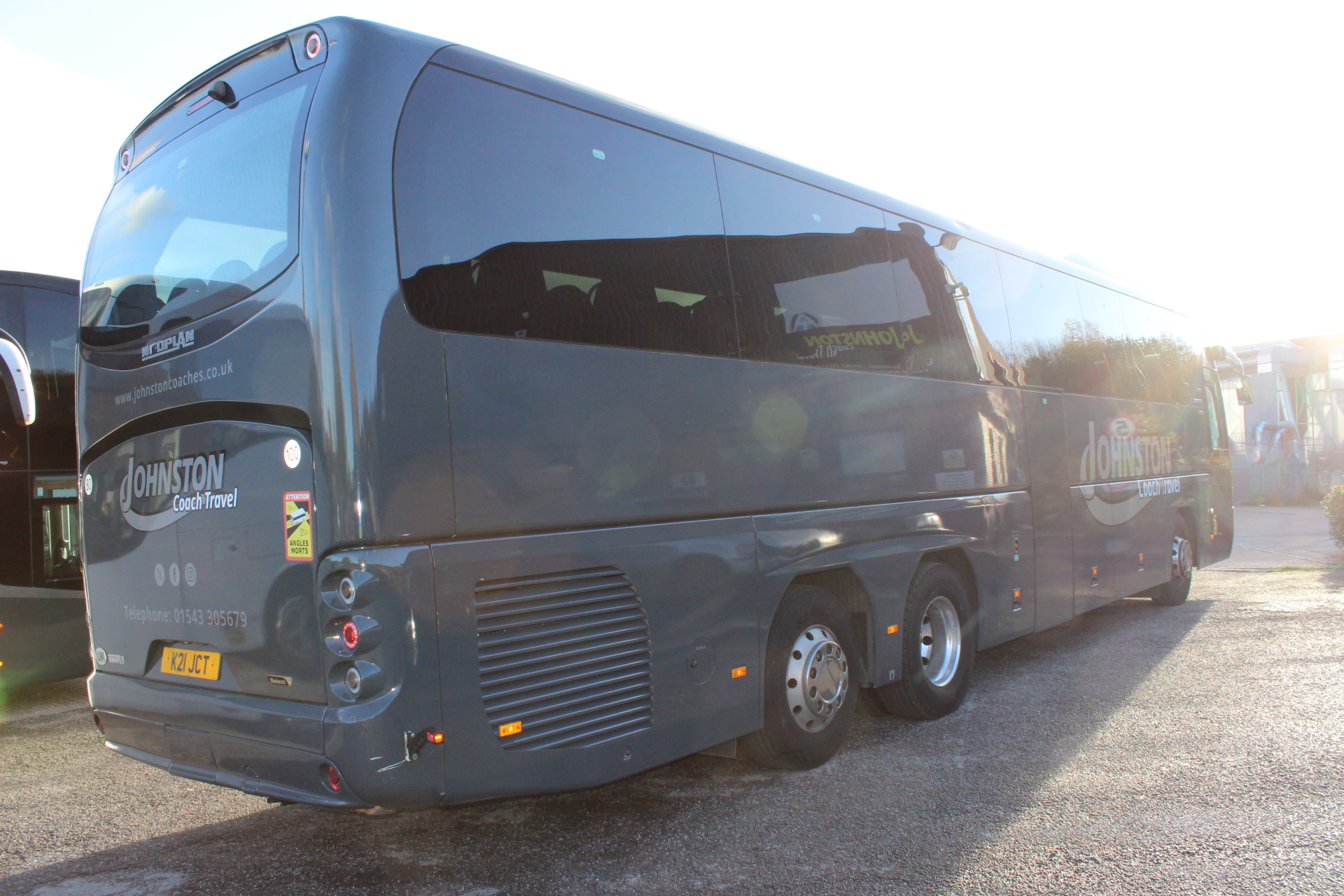 2017 NEOPLAN TOURLINER N2216 / SHDC 55 SEAT EXEC EURO 6 - Hills Coaches